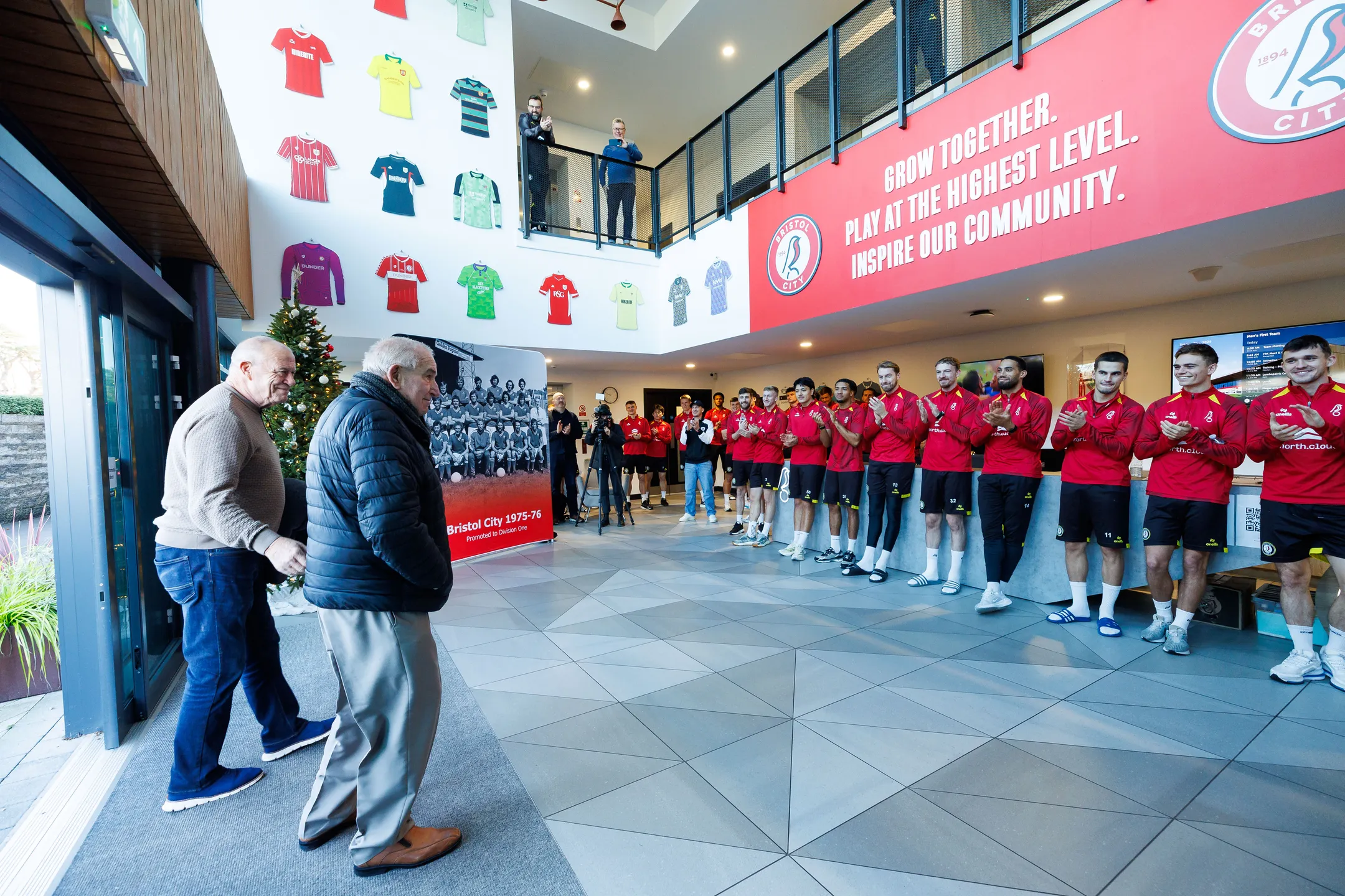 New Year's Day match to celebrate City heroes - Bristol City FC